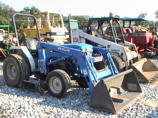 4362: Ford 1620 4x4 Compact Tractor with Loader