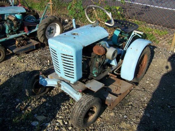 2146: Pennsylvania Panzer T758 Lawn & Garden Tractor - Dec 06, 2008 | G ...