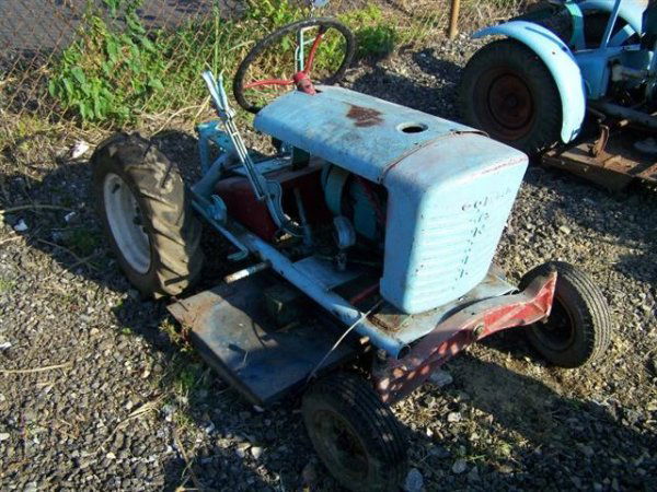 2149: Antique Copar Panzer Lawn & Garden Tractor