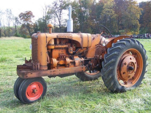 2226: Sheppard Diesel SD-3 Antique Farm Tractor Origina