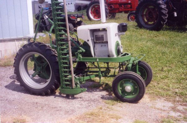 2254: Restored Shaw Du_All Antique Tractor w/ Sickle Ba