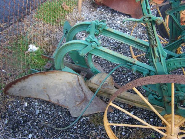 2079: Oliver 2 Way Horse Drawn Plow : Lot 2079
