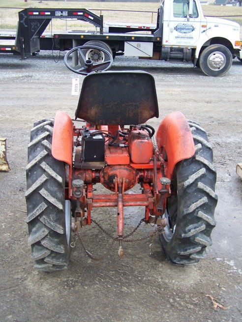 590: Power King 2418 Gear Drive Garden Tractor : Lot 590