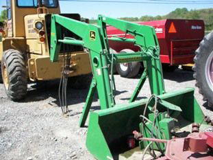 Like New John Deere 540 Loader For 5000 Series Trac