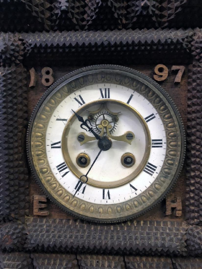 Fine Tramp Art Clock