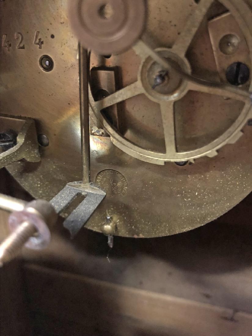 Fine Tramp Art Clock