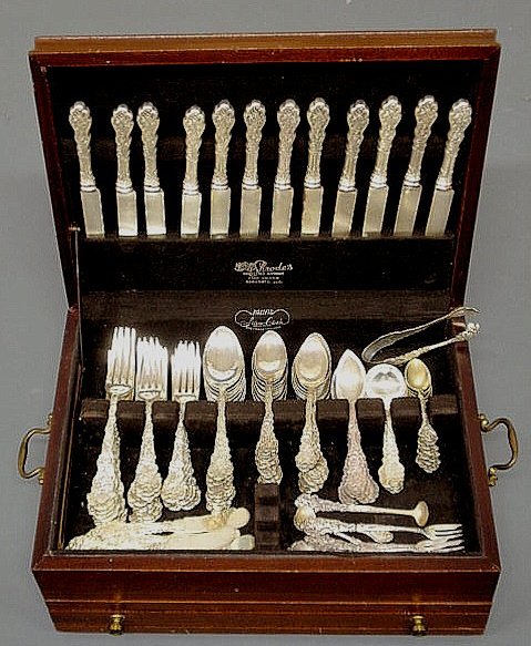 300: Gorham "Versailles" pattern sterling silver flatw - Feb 14, 2009 ...