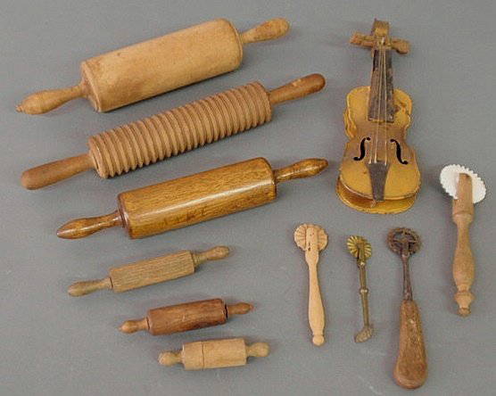 Six Wood Rolling Pins Of Graduated Sizes Largest