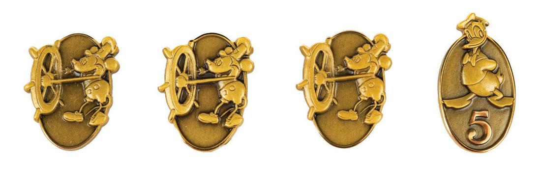 A Group of 4 Cast Member Service Pins. (#0492) on Oct 08, 2022 | Van ...