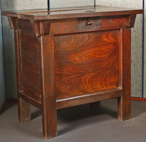 Antique Pine and Zelkova Korean Rice Chest : Lot 227