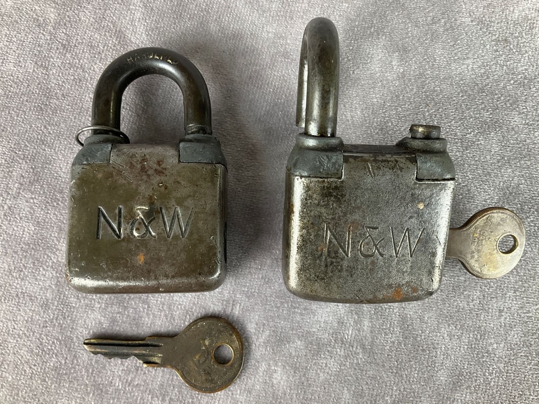 Norfolk & Western Railway Locks