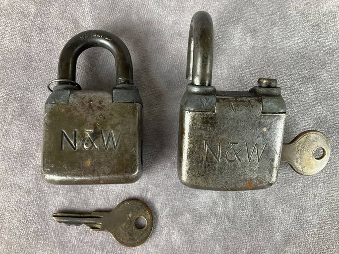 Norfolk & Western Railway Locks