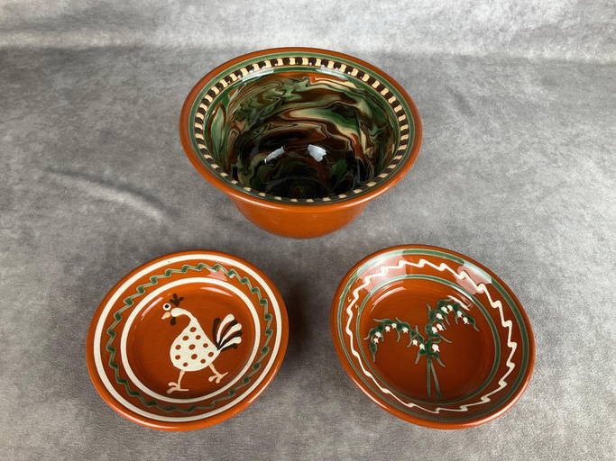 H & E Pugh Pottery Pieces