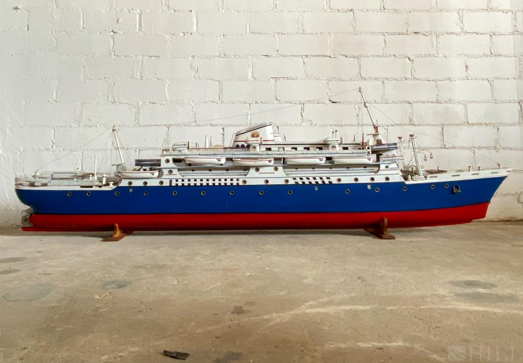 For Auction: Huge Vintage Wood Diamond Crown Ship Replica Model (#0013 ...