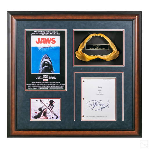 Steven Spielberg Signed "jaws" Movie Script & Coa