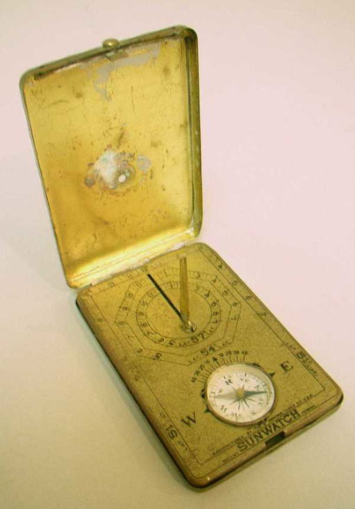 509: SUNWATCH COMBINATION SUNDIAL AND COMPASS: C.1920,M - Dec 02, 2005 ...