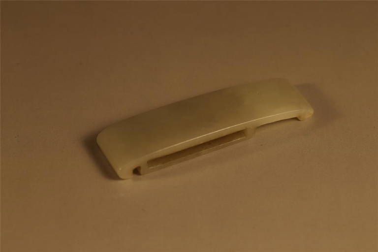 A Pale Green Jade Scabbard Slide,qing Dynasty.
