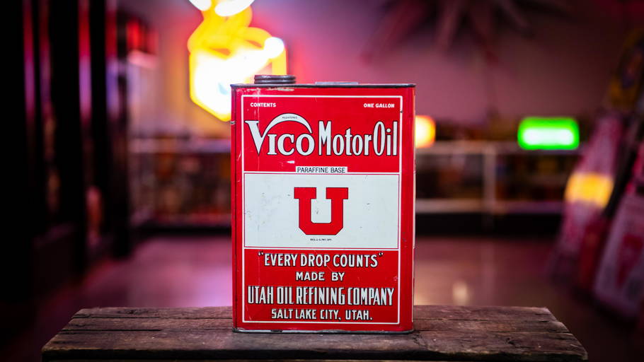 Vico Motor Oil 1 Gallon Oil Can