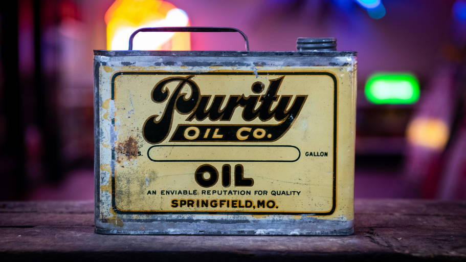 Purity Oil Co. 1/2 Gallon Oil Can