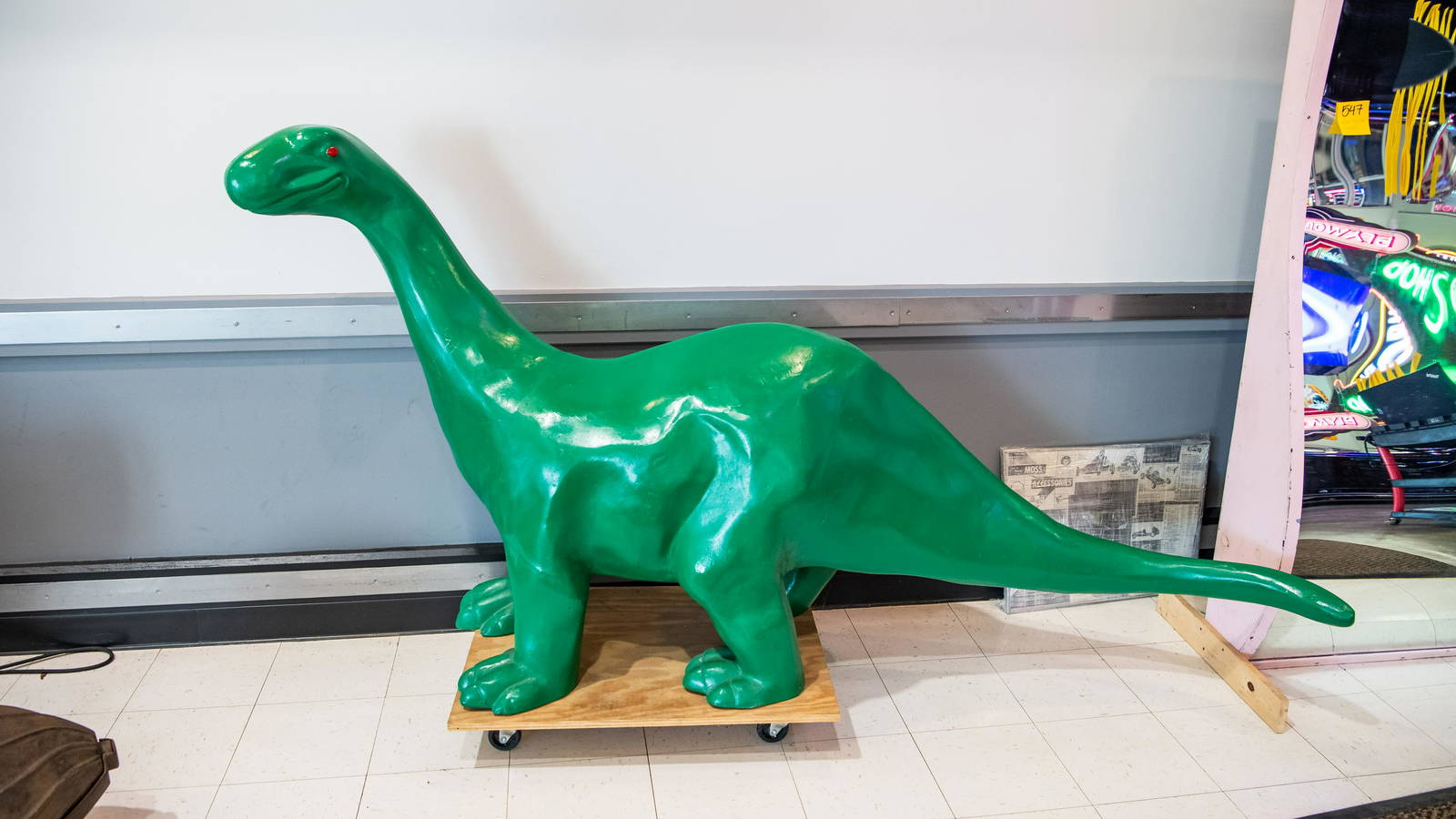 Sinclair Brontosaurus Dinosaur Statue Auction