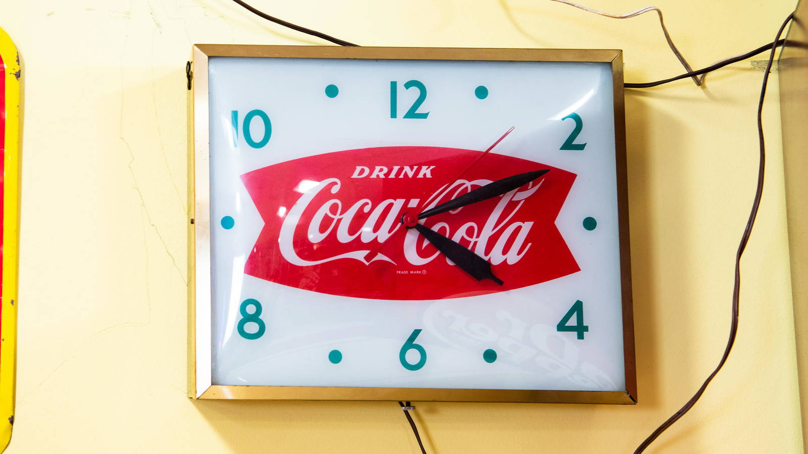Coca-cola Swihart Lighted Bubble Clock Auction