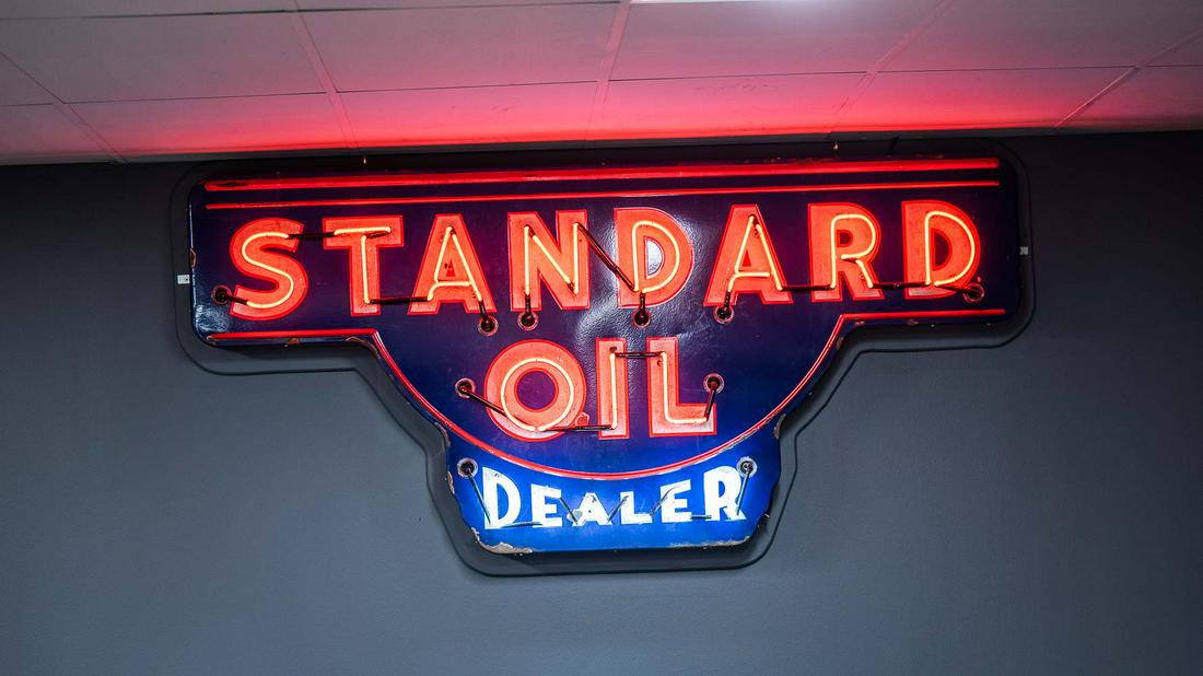 Standard Oil Dealer Single-sided Porcelain Neon Sign Auction