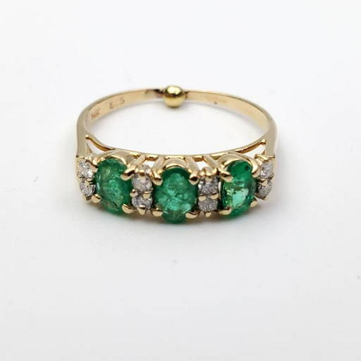 14k Gold, Diamonds, And Emeralds Ring