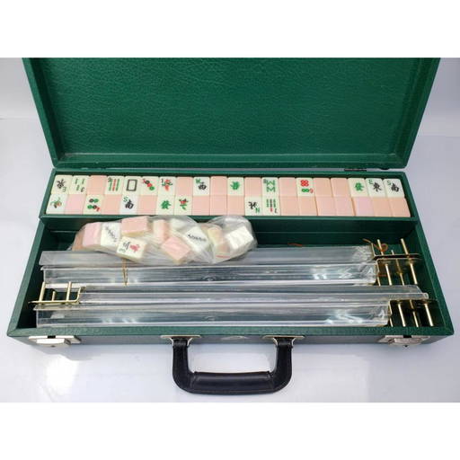 Complete Vintage Mahjong Set W/ Carrying Case