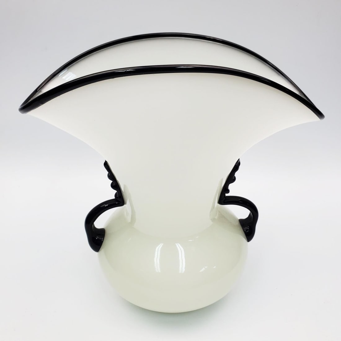 Steuben Alabaster Glass Vase W Black Rim & Handles Auction