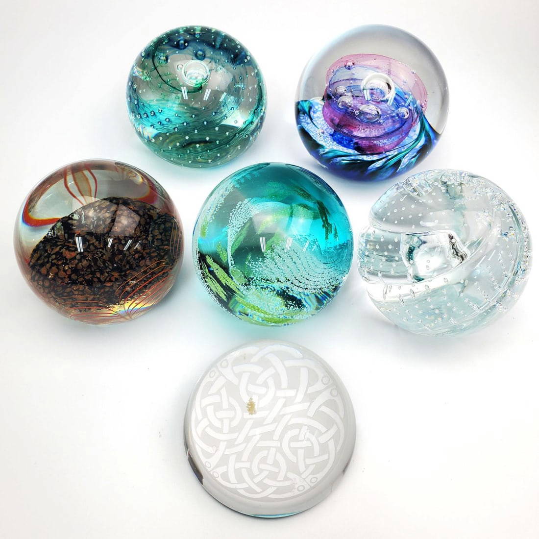 Lot Of 6 Vintage Scottish Art Glass Paperweights Auction