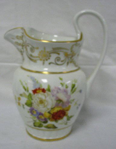 Lenox/smithsonian *tucker Pitcher*