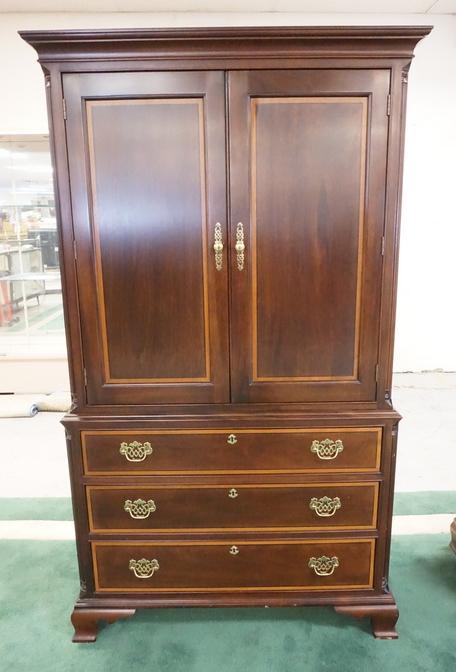 STICKLEY WARDROBE - Dec 13, 2019 | Dennis Auction Service, Inc. in NJ