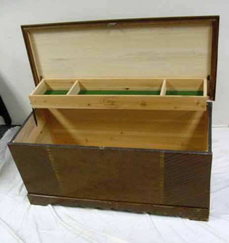 *cedaroma* Solid White Cedar Chest