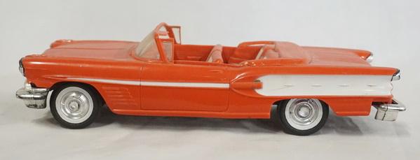 1959 Pontiac Bonneville Promotional Model Car