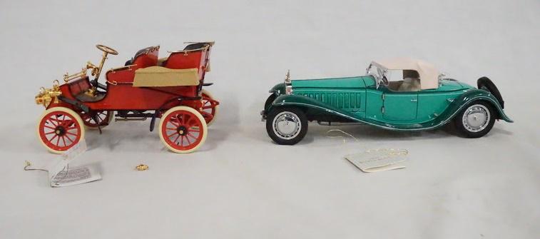 2 Franklin Mint Precision Model Cars