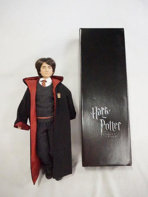 Tonner Harry Potter At Hogwarts Doll