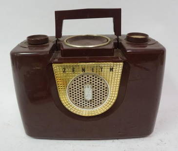 Zenith Table Top Radio