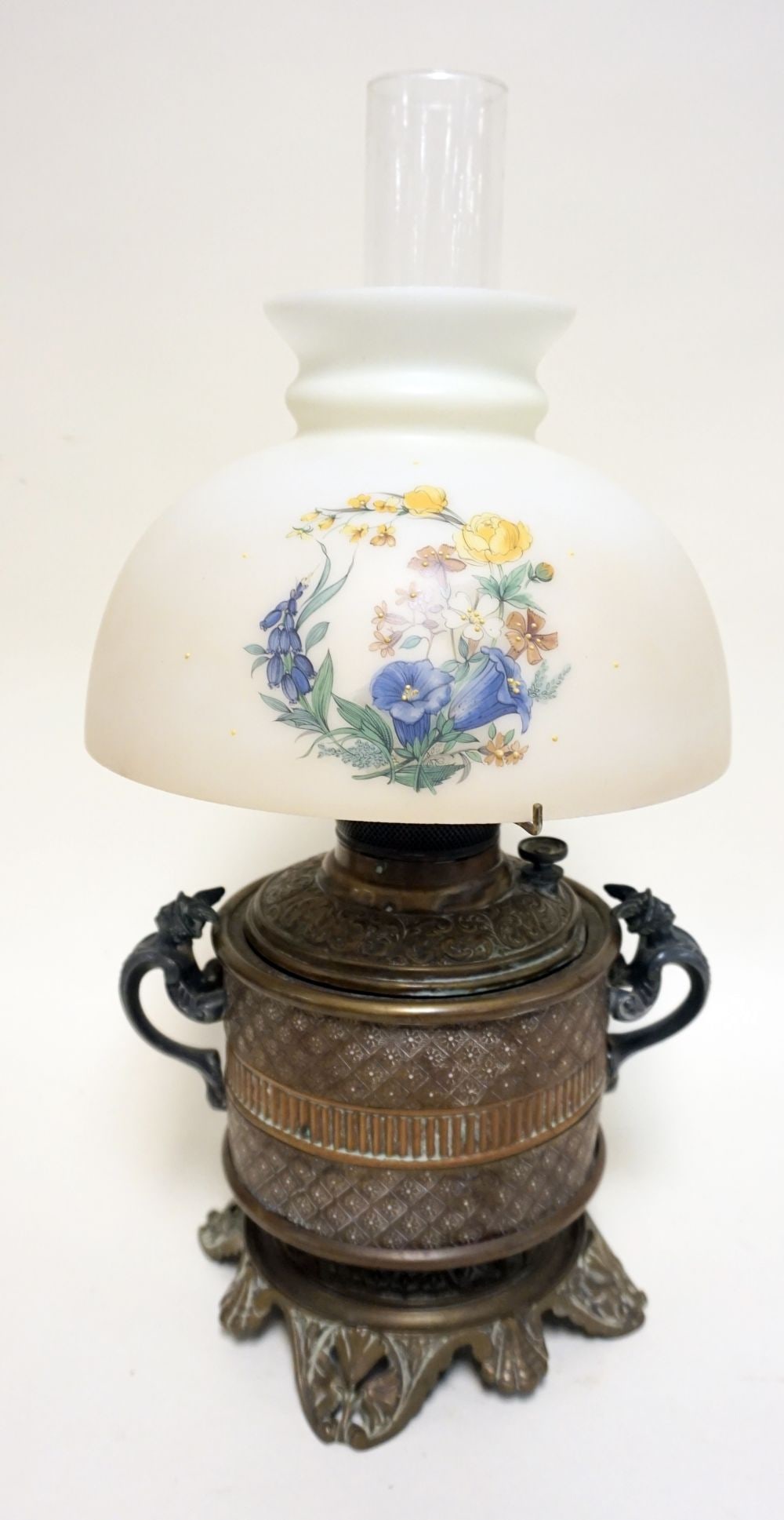 Victorian Parlor Lamp Auction