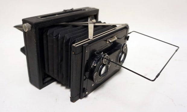Contessa Nettel Compur Stereo Camera Auction