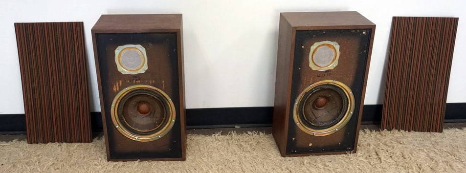 Klh Model 30 Stereo Speakers Auction