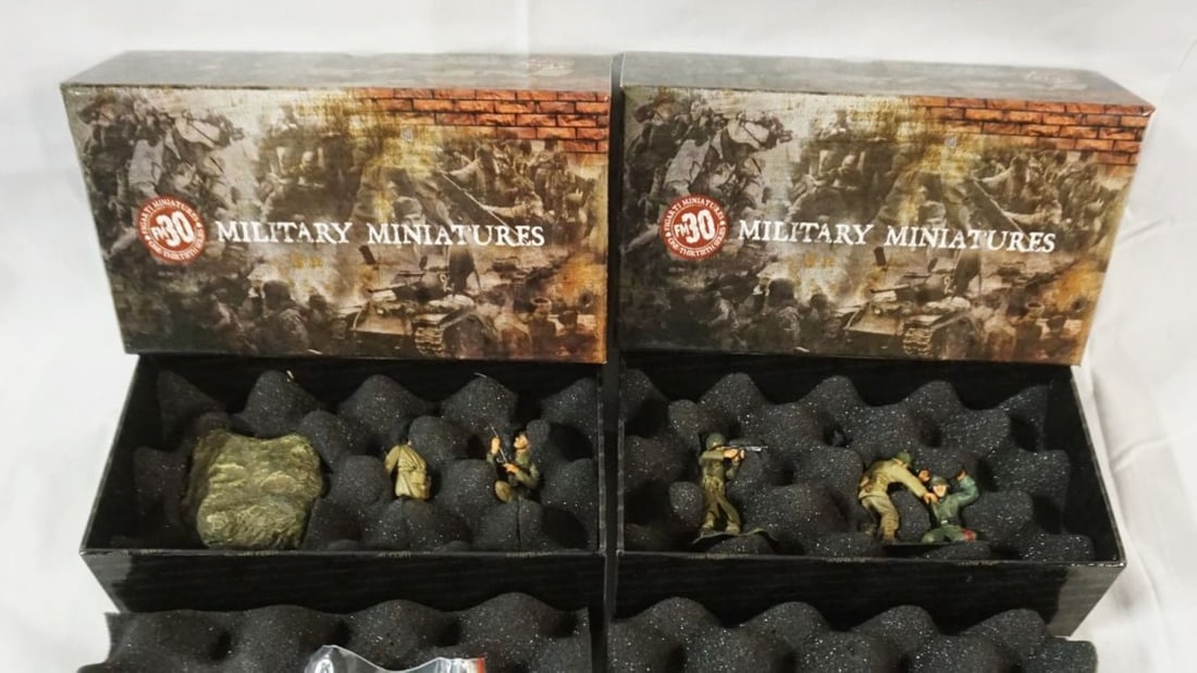Figarti Miniatures Wwii Metal Soldiers Auction