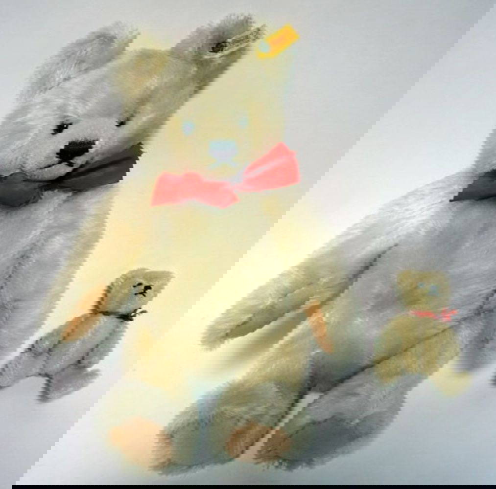 Steiff And Herman Teddy Bears Auction