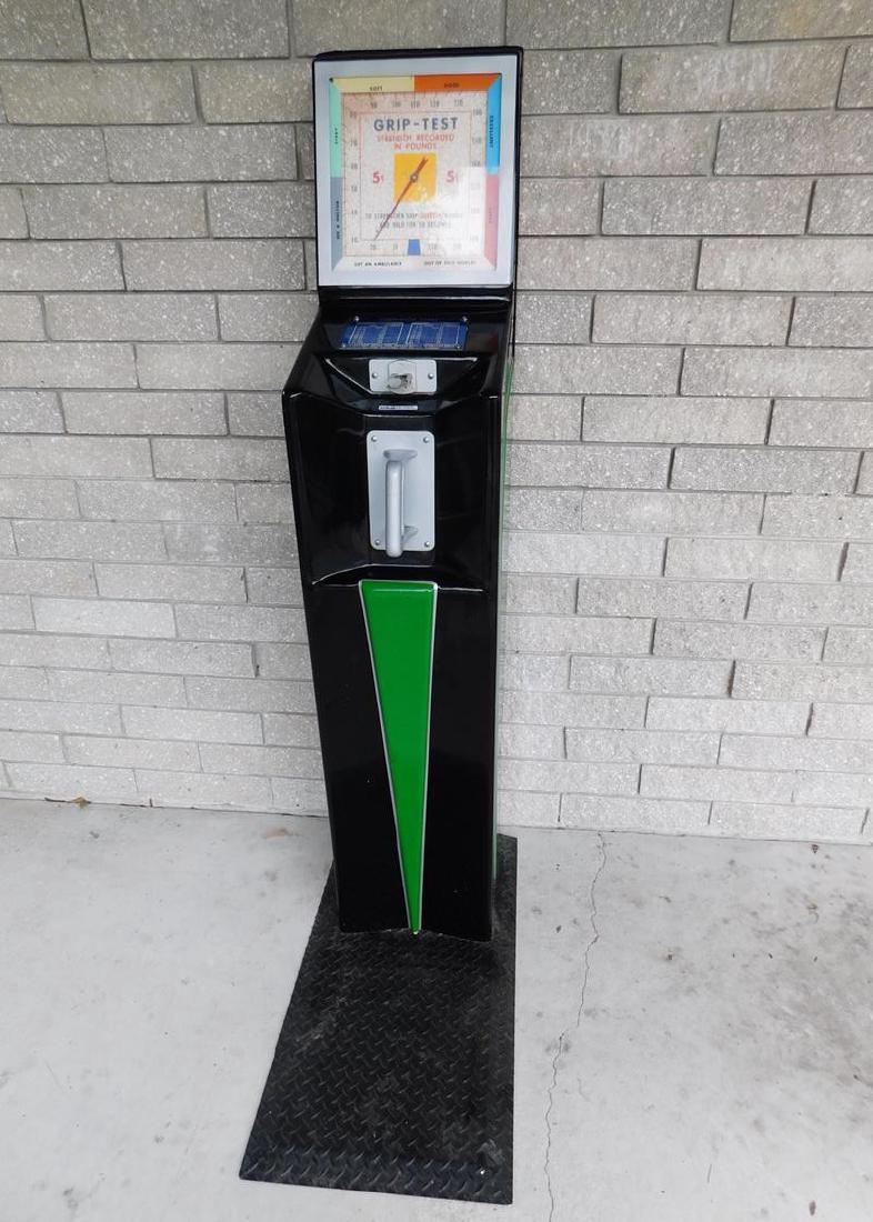 Vintage "grip Test" Arcade Game