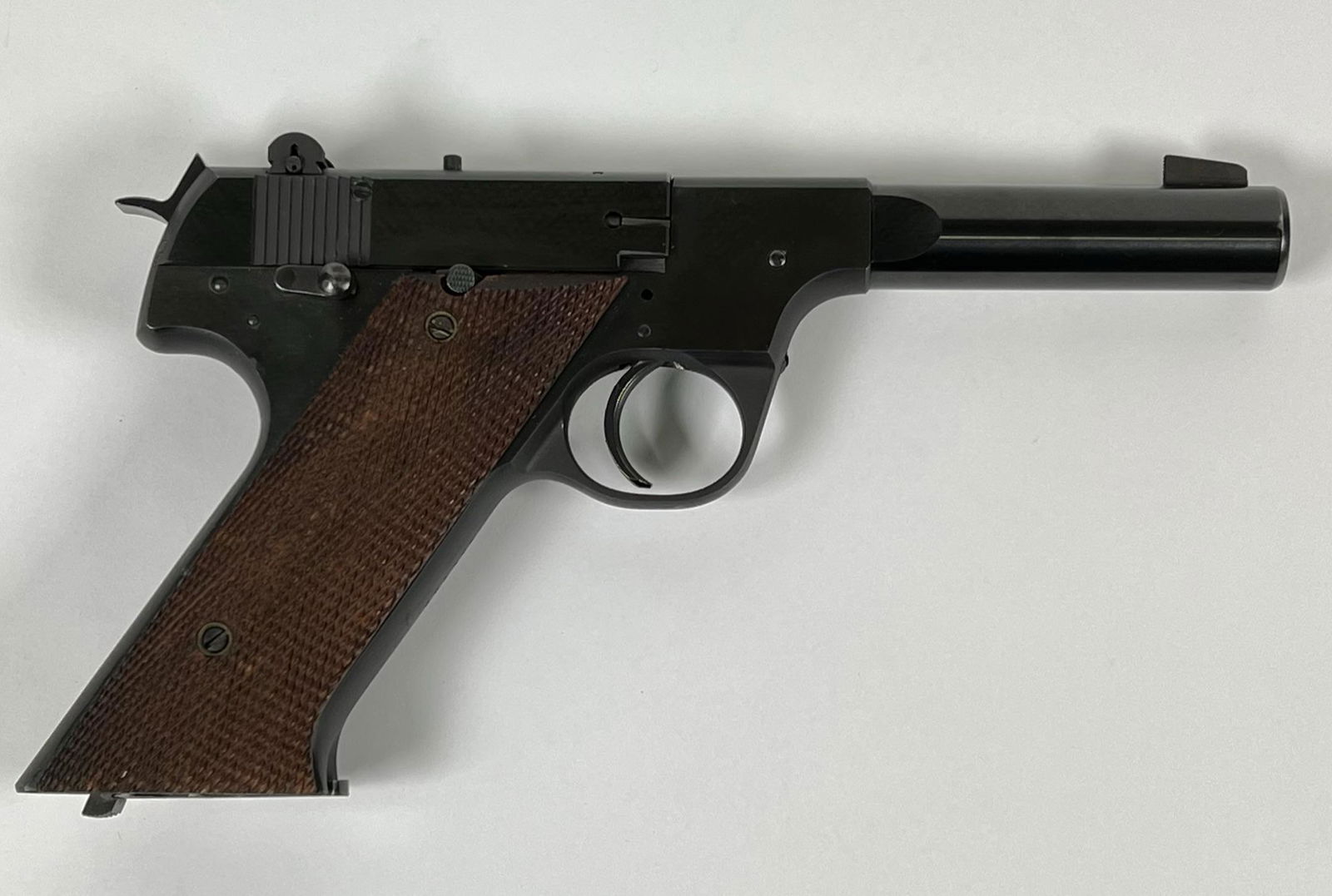HI-STANDARD MILITARY PISTOL - May 21, 2022 | Freedom Auction Company in FL