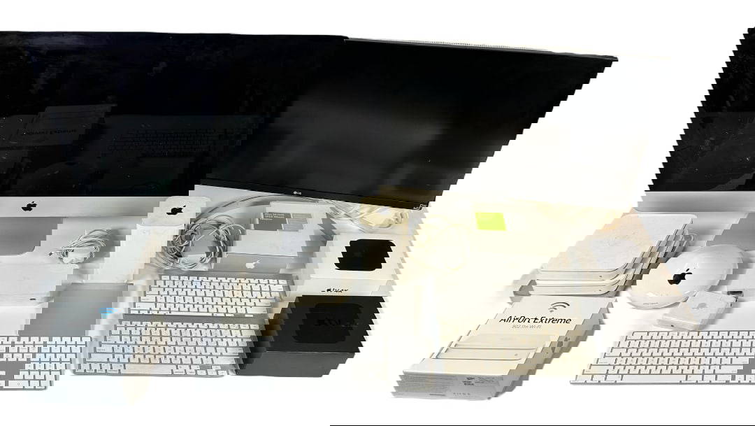 Apple Computer Products Auction