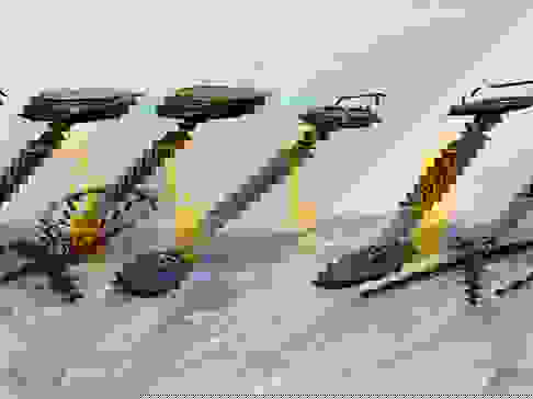 Monroe Shock Absorbers Stools - Ashtrays Auction