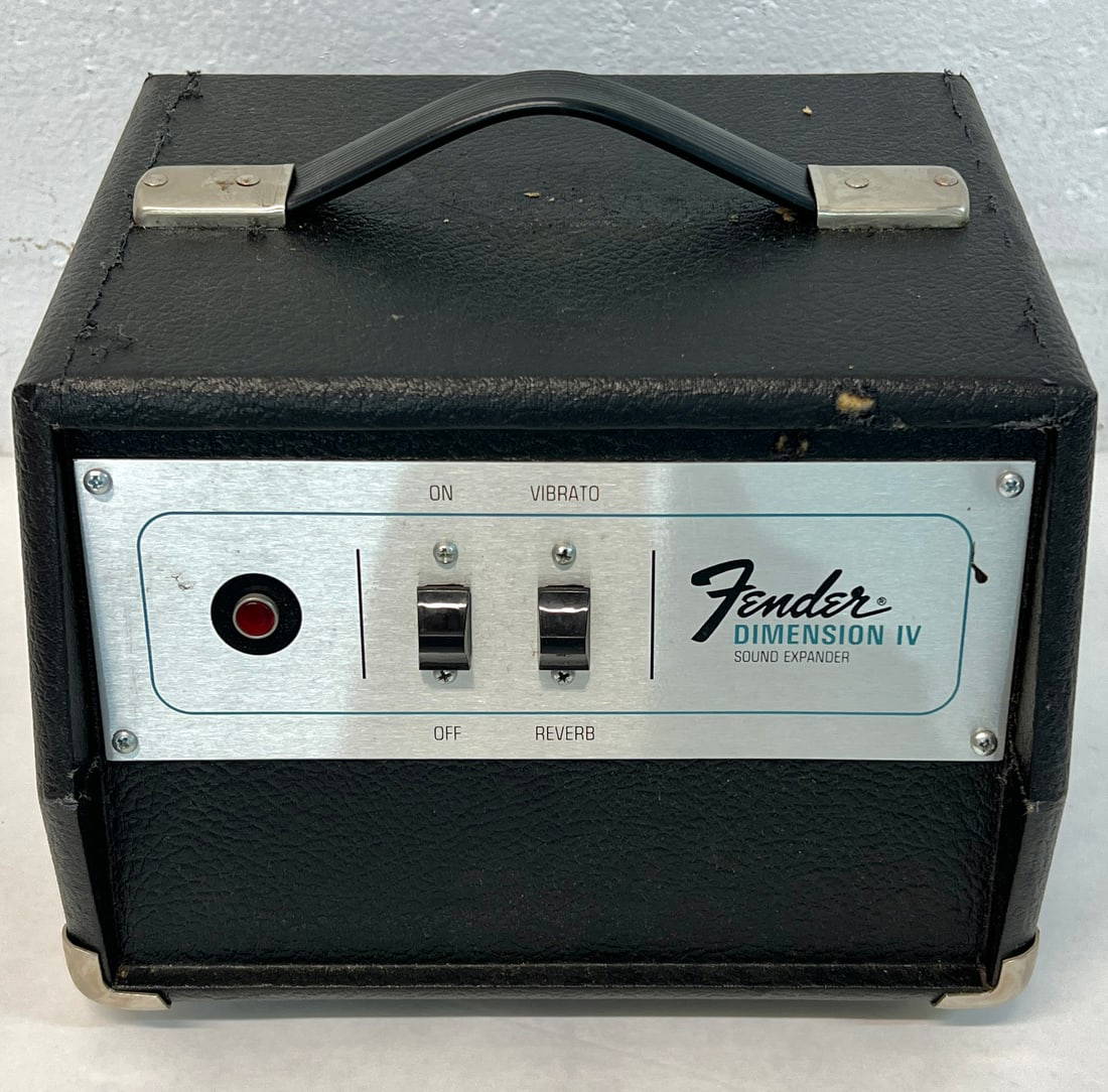 Fender Dimension Iv Sound Expander Auction