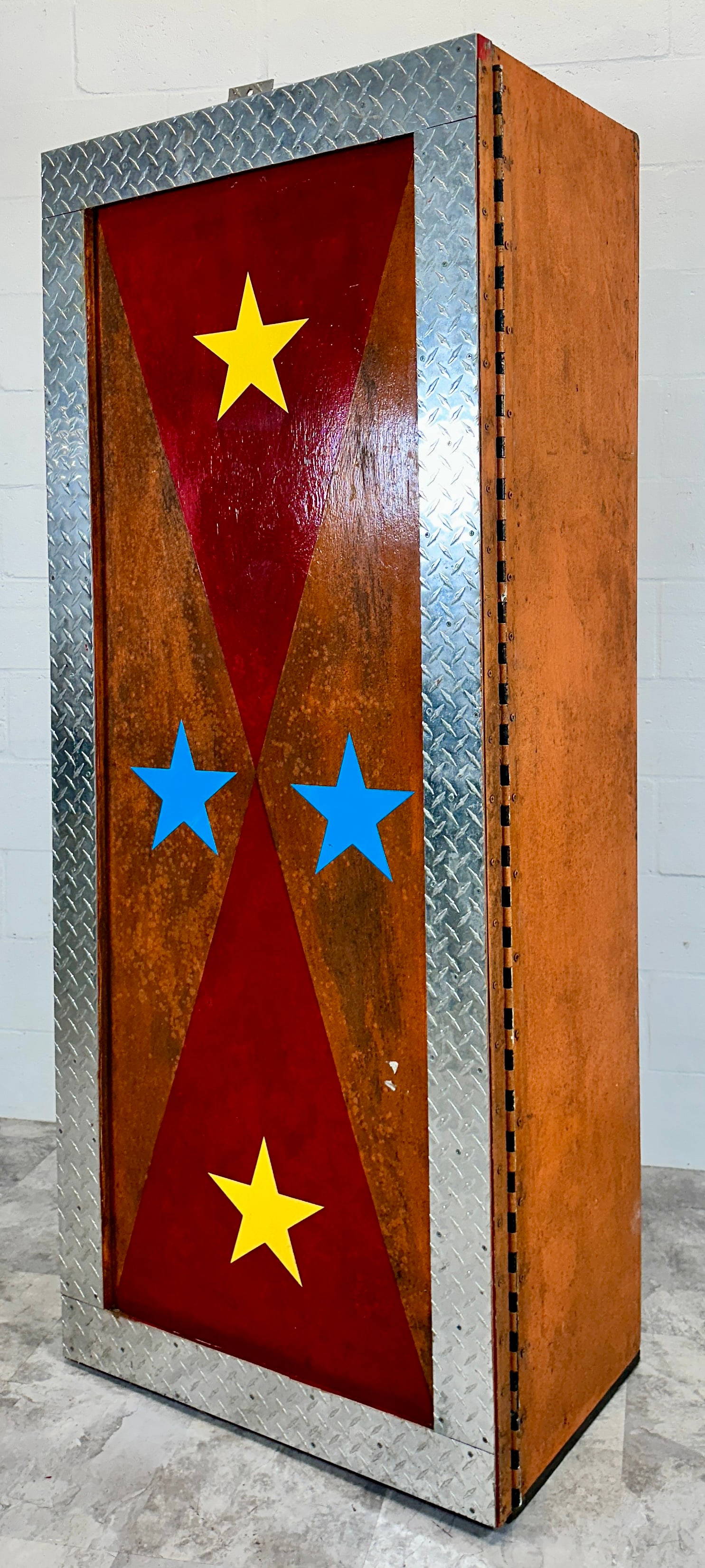 Sideshow Magic Illusion Box Auction