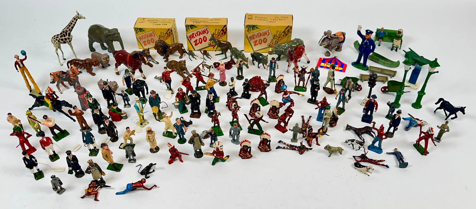 Cast Metal Model Figures - Britains Auction