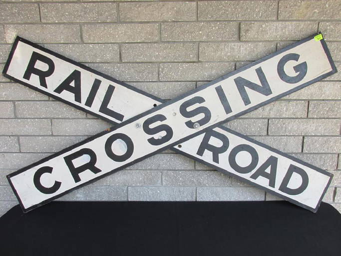 RAILROAD CROSSING WOODEN CROSSBUCK SIGN - Feb 25, 2017 | Freedom ...